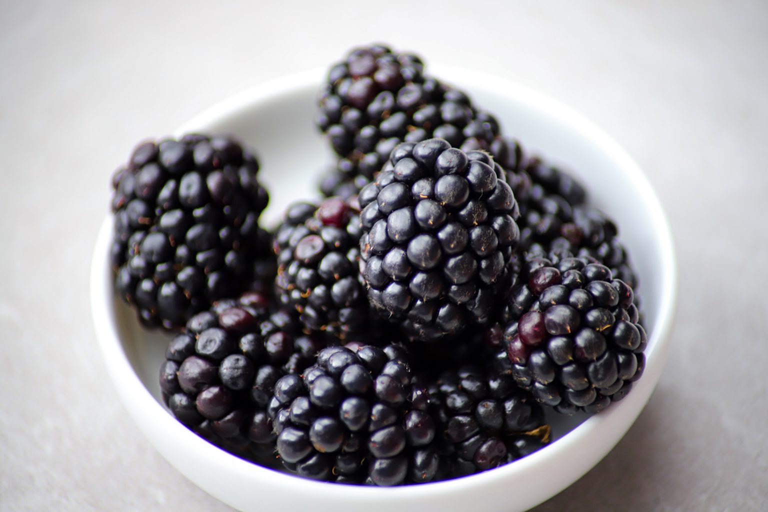 » Blackberries Vs Black Currants: What’s The Difference?